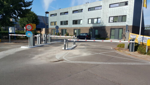 Alphatronics – Parking system with payment terminal